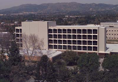 CSUN Campus Maps: Picture Mode: Bayramian Hall [BH]